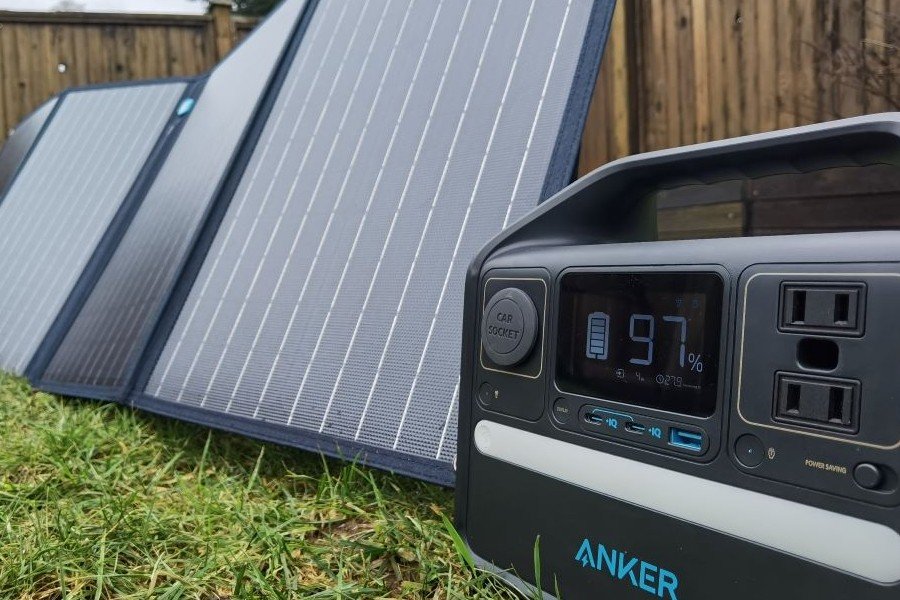 Can Solar Generators Be Used During Rain: Discover the Truth - BackupWatt